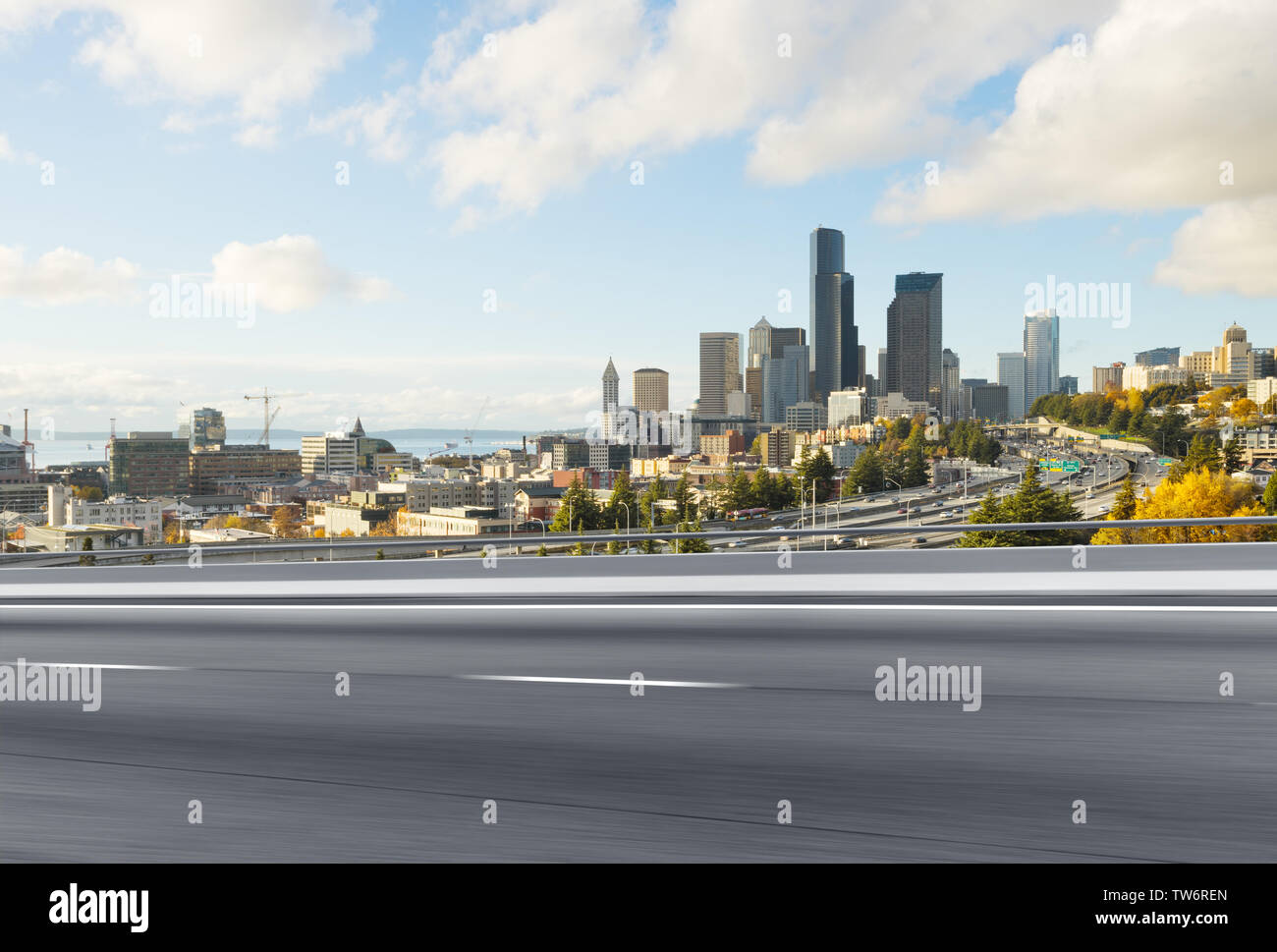 Emtpy buildings hi-res stock photography and images - Alamy