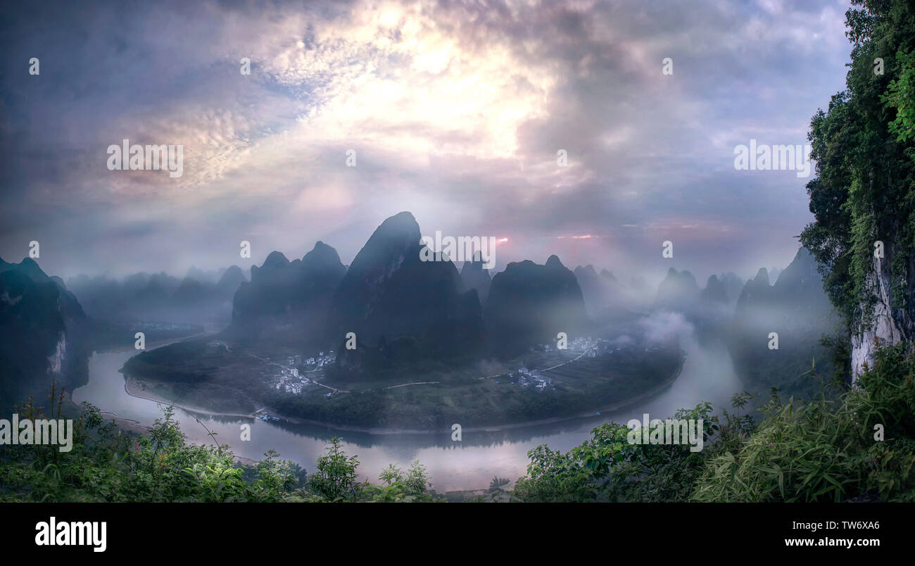 First bay of the lijiang river hi-res stock photography and images - Alamy