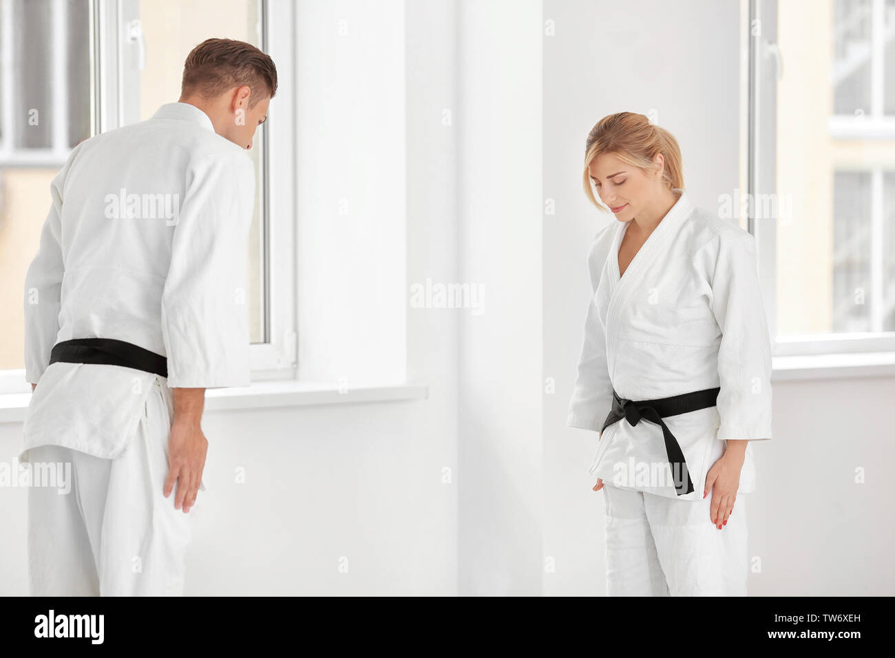 Karate bow hi-res stock photography and images - Alamy