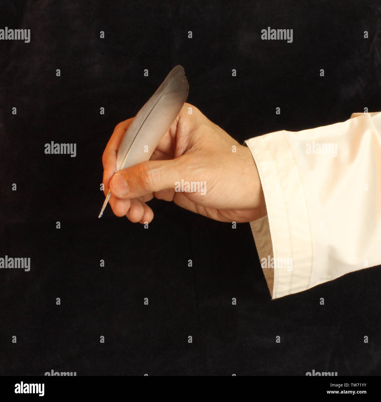 Arab Man wearing kandura Hand gesture series Stock Photo - Alamy