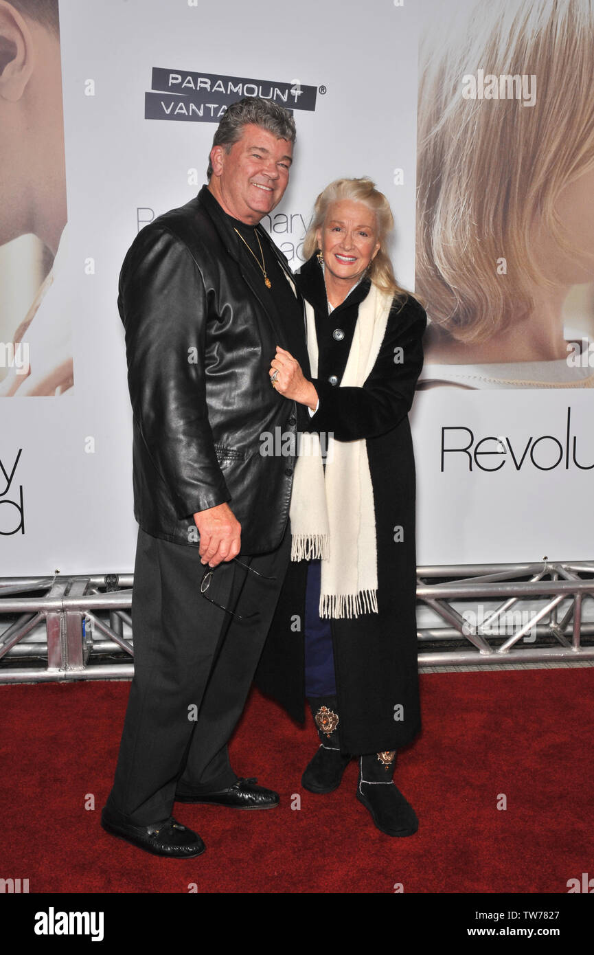 LOS ANGELES, CA. December 15, 2008: Diane Ladd & husband Robert Charles ...