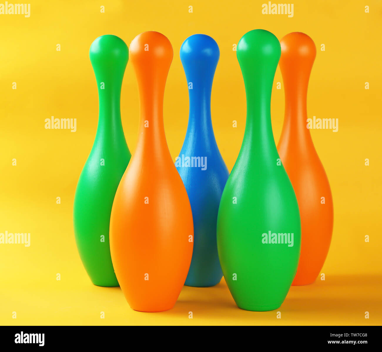 Child bowling pins hi-res stock photography and images - Alamy
