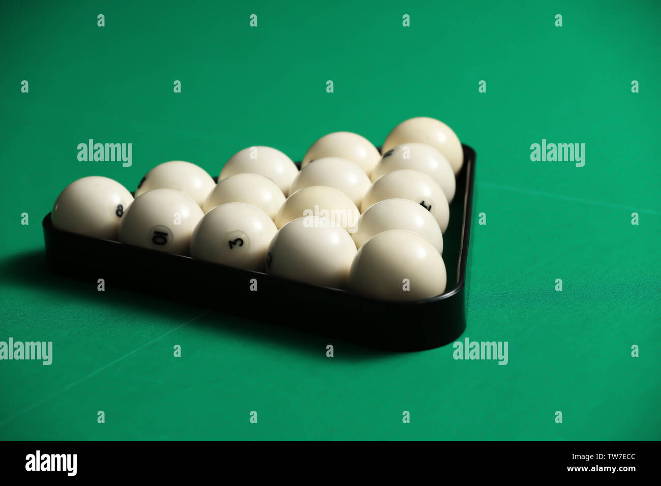 Balls in triangle hi-res stock photography and images - Alamy