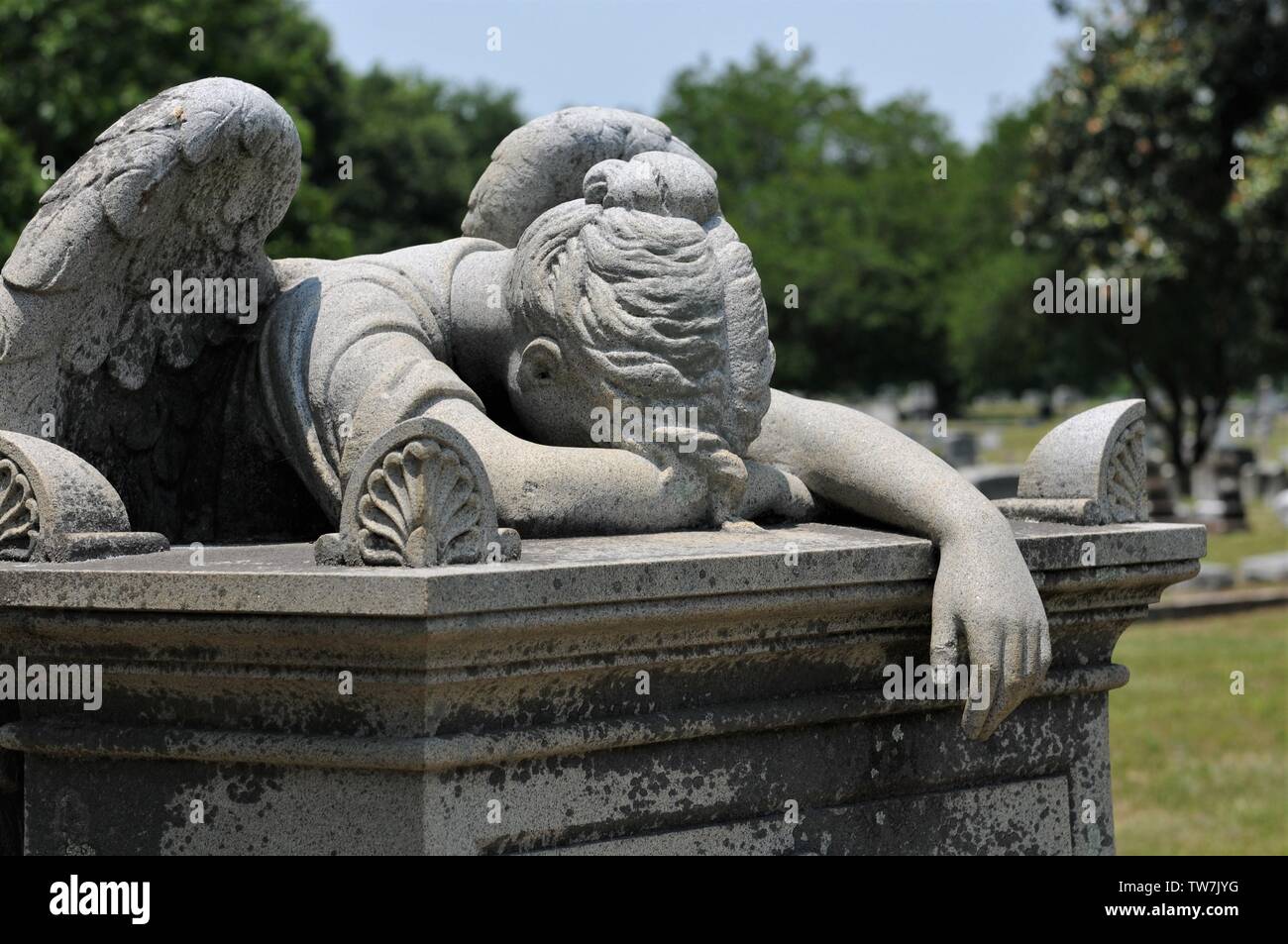 The grieving angel Stock Photo - Alamy