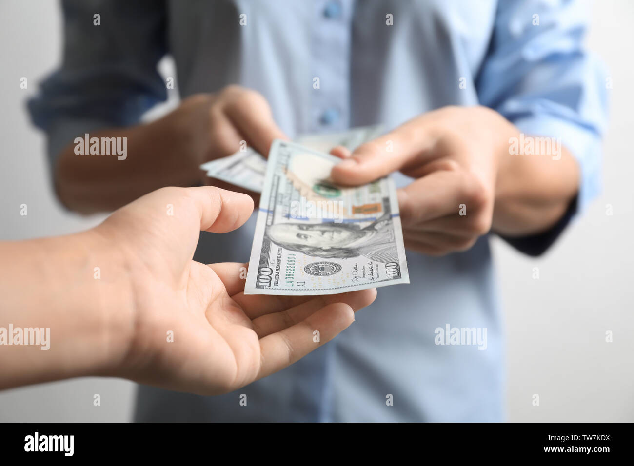 Passing bills hi-res stock photography and images - Alamy
