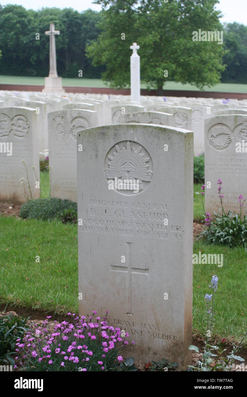 Ancre Valley Cemetery High Resolution Stock Photography and Images - Alamy