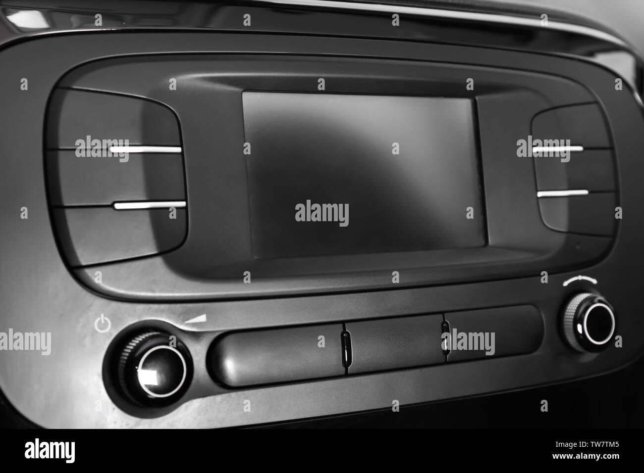 Radio in car hi-res stock photography and images - Alamy