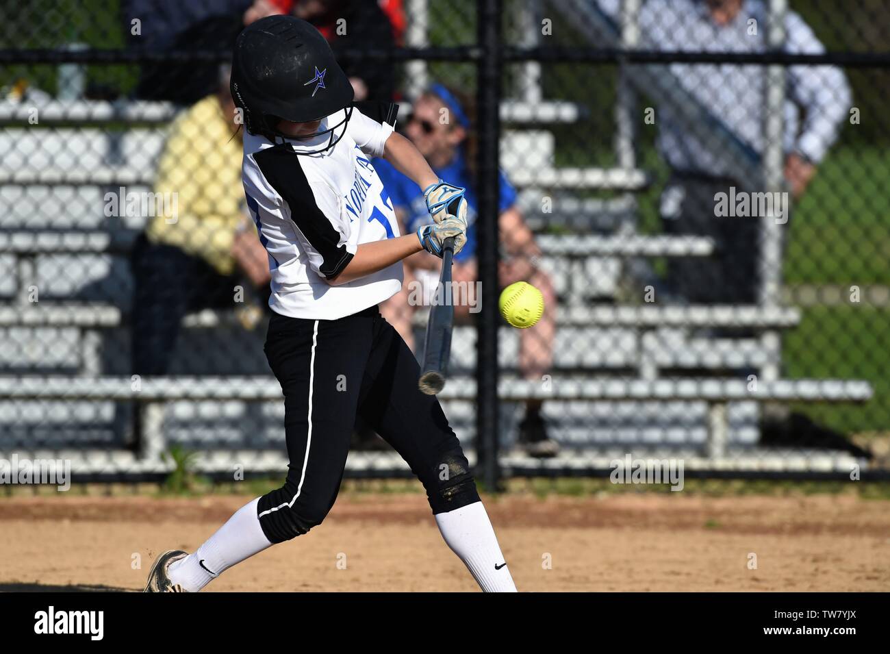 Female hitter softball hi-res stock photography and images - Alamy
