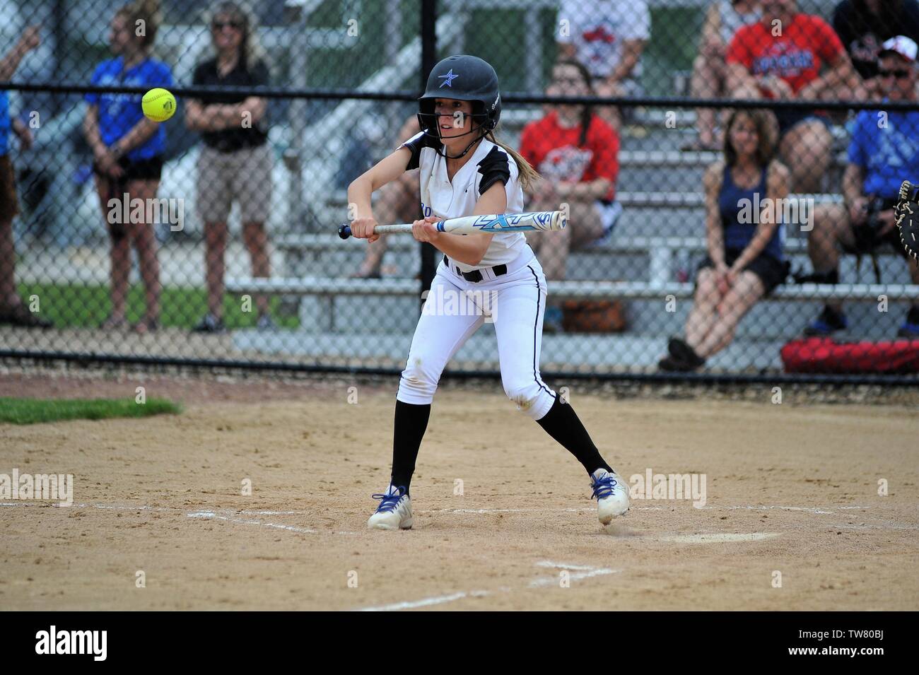 Batter player hi-res stock photography and images - Alamy