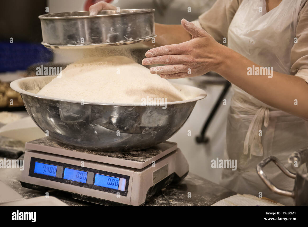 Preparing bread in bakery hi-res stock photography and images - Alamy
