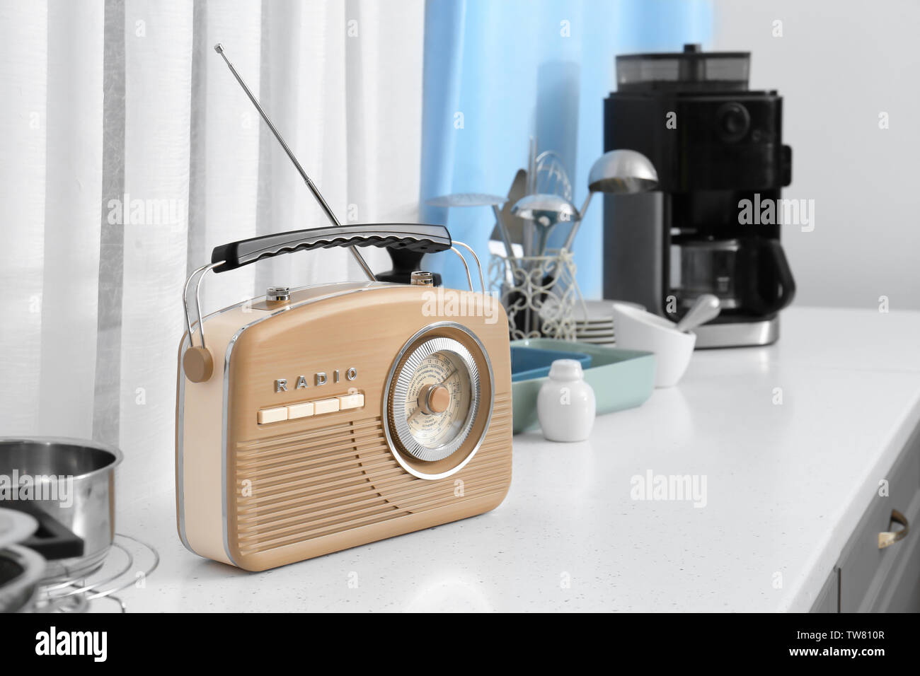 Modern radio on table hi-res stock photography and images - Alamy