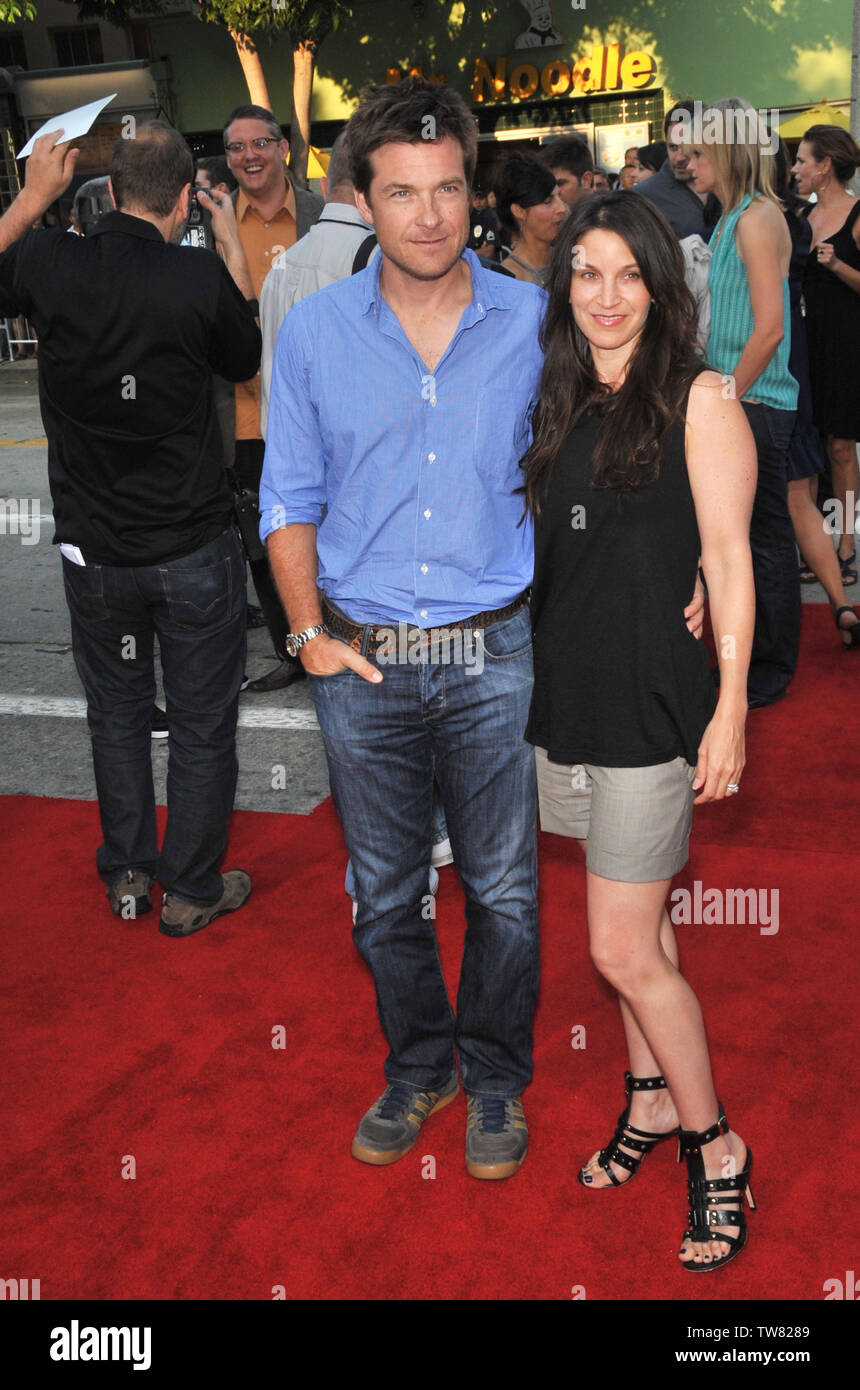 Jason bateman and paul anka hi-res stock photography and images - Alamy