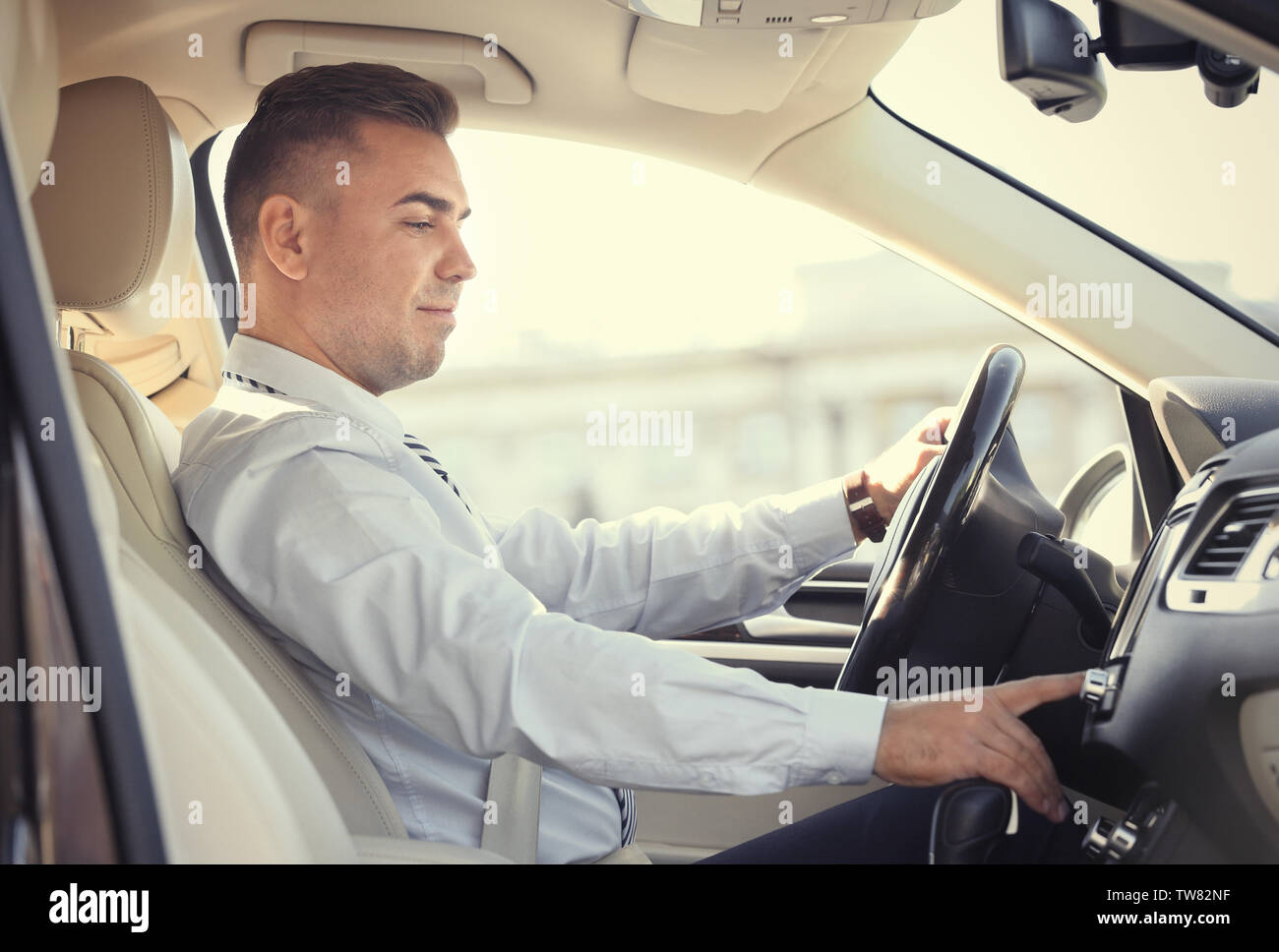 Man tuning hi-res stock photography and images - Alamy
