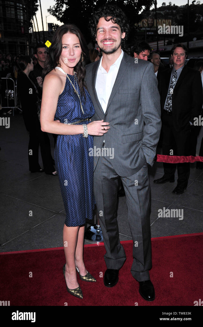 LOS ANGELES, CA. March 17, 2008: Steven Strait & wife Lynn Collins at ...