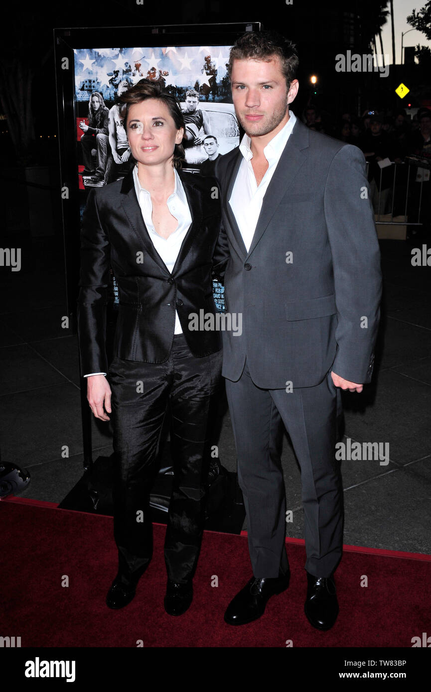 LOS ANGELES, CA. March 17, 2008: Ryan Phillippe & director Kimberly ...
