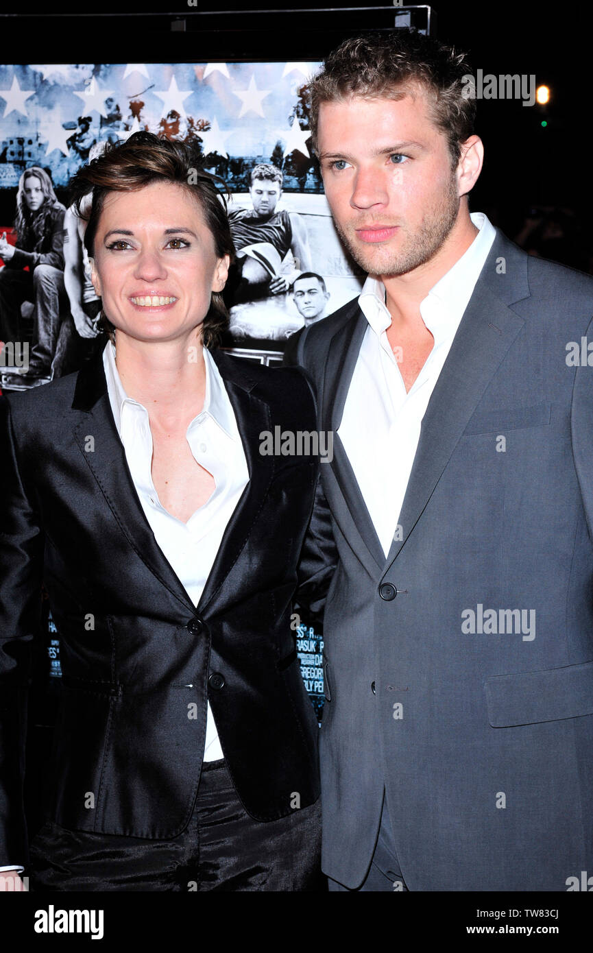 LOS ANGELES, CA. March 17, 2008: Ryan Phillippe & director Kimberly ...