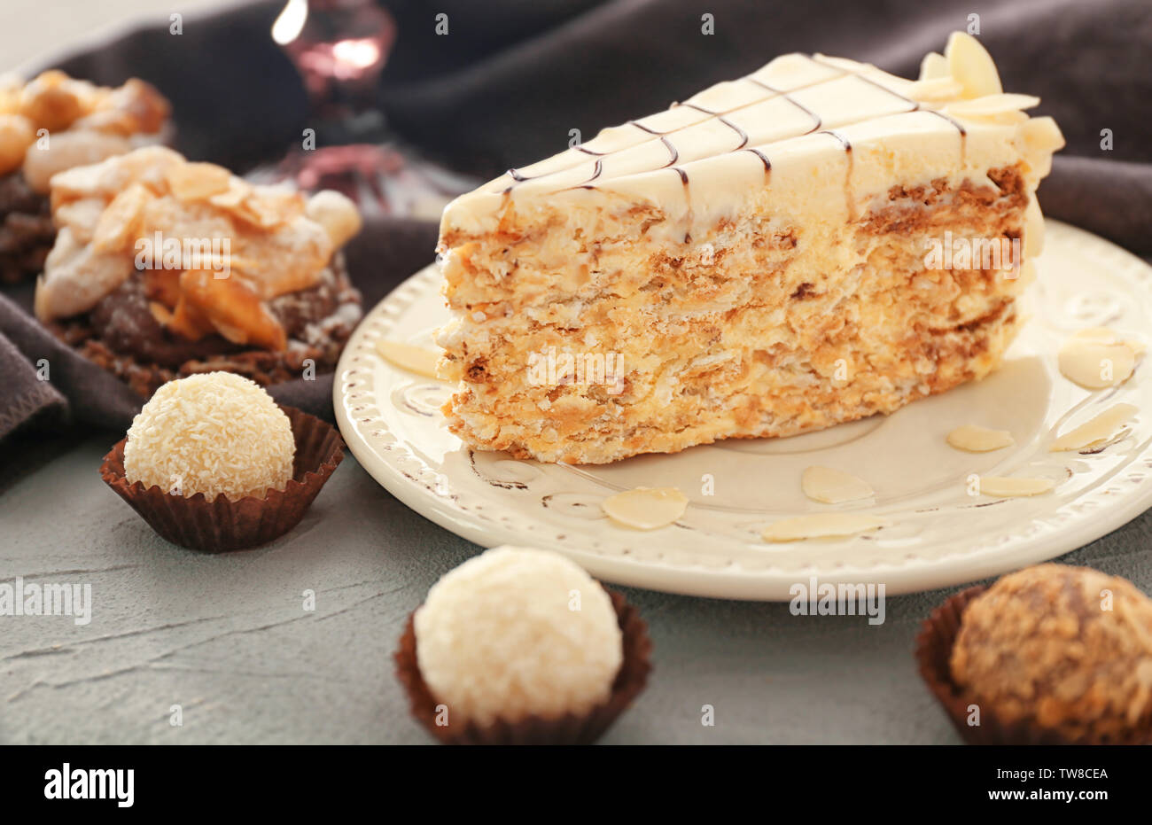 Hungarian traditional sweets hi-res stock photography and images - Alamy