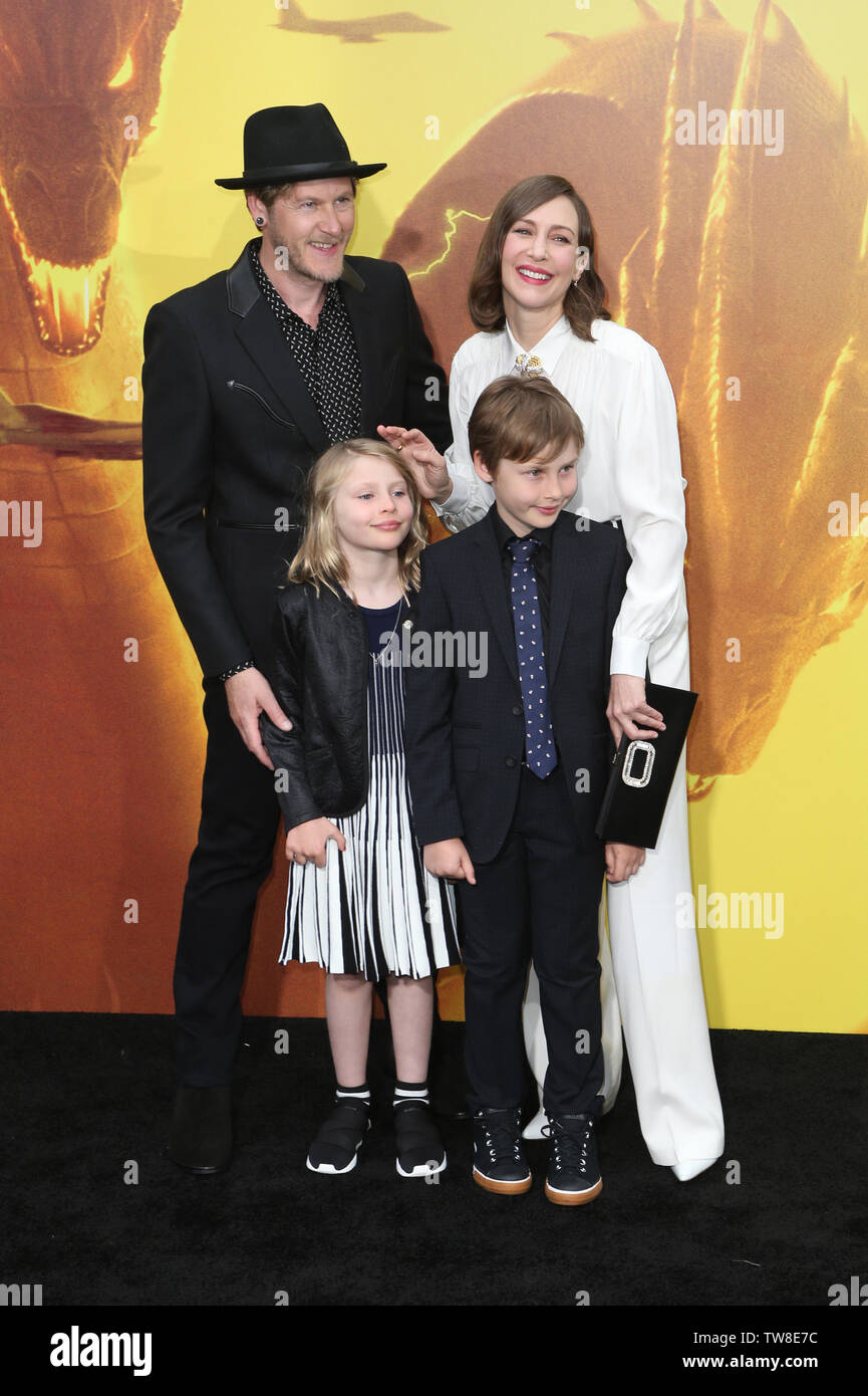 Premiere Of Warner Bros. Pictures And Legendary Pictures' "Godzilla ...