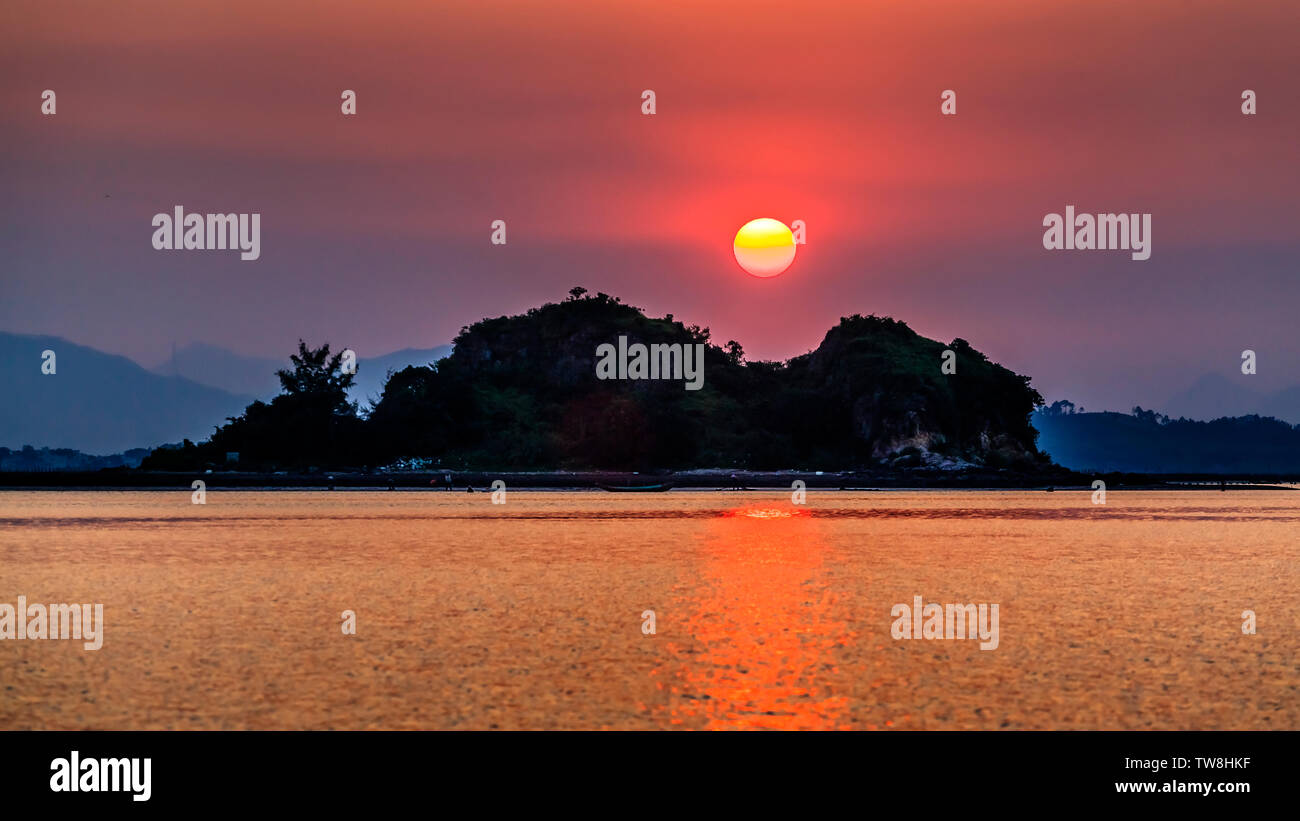 Huidong Yanzhou Island Stock Photo - Alamy