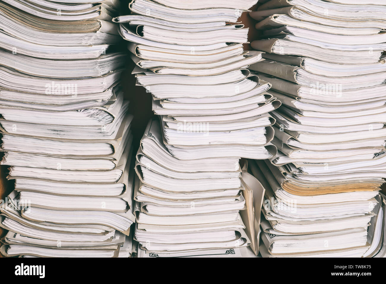 Old folders hi-res stock photography and images - Alamy