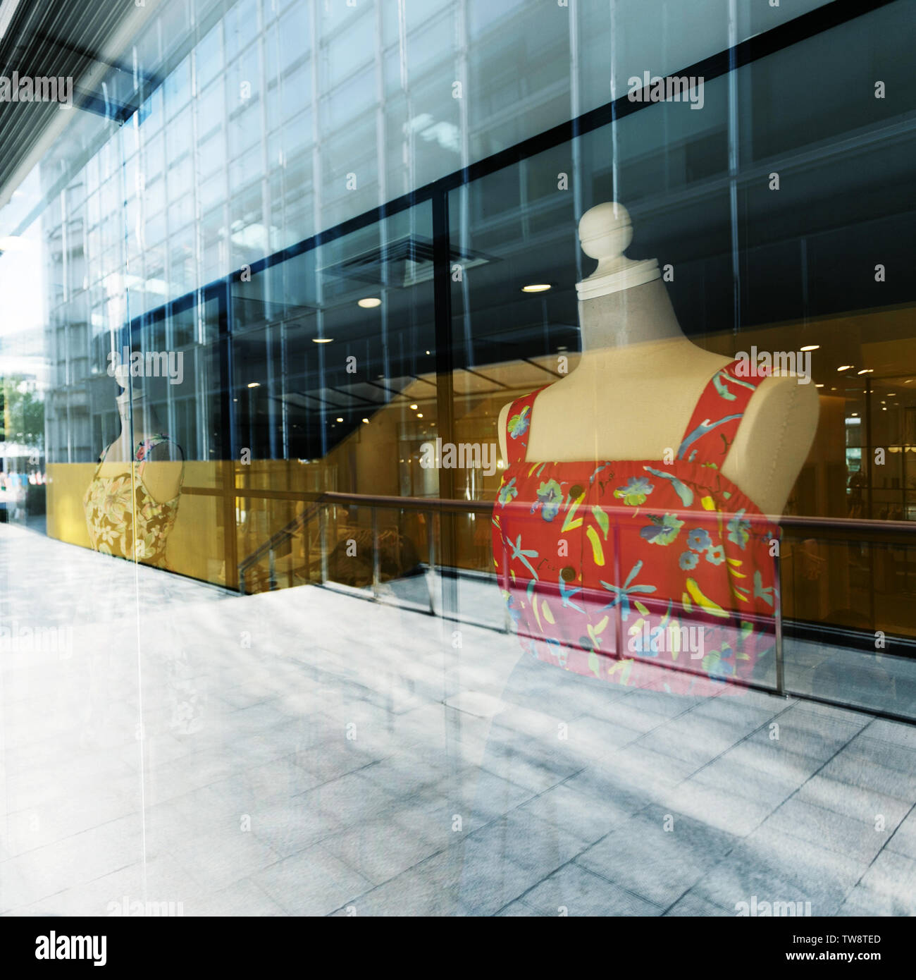 Modern fashion shop interior Stock Photo - Alamy