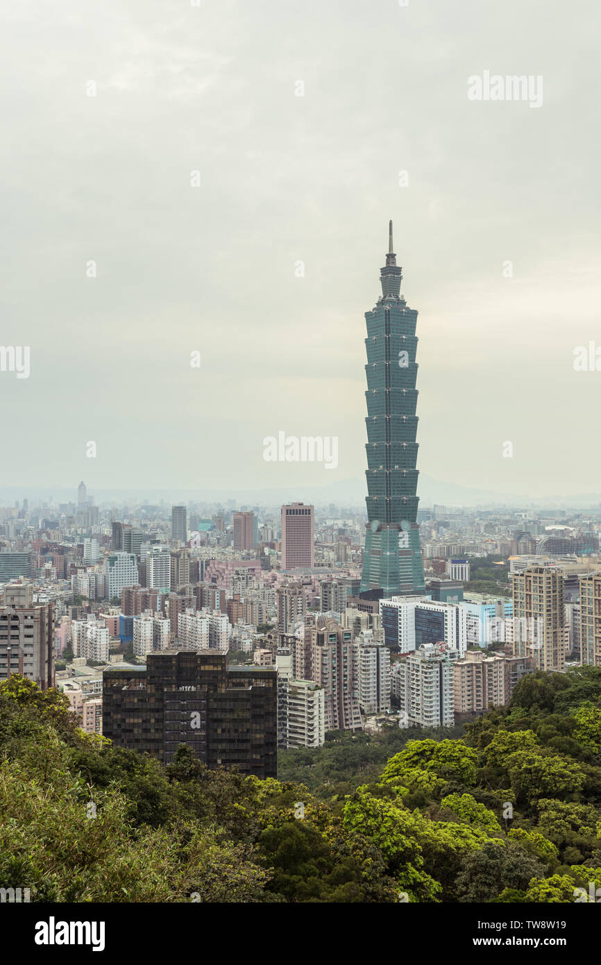 Taipei one building hi-res stock photography and images - Alamy
