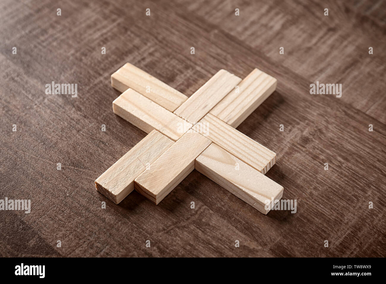 Wooden blocks on table. Unity concept Stock Photo - Alamy