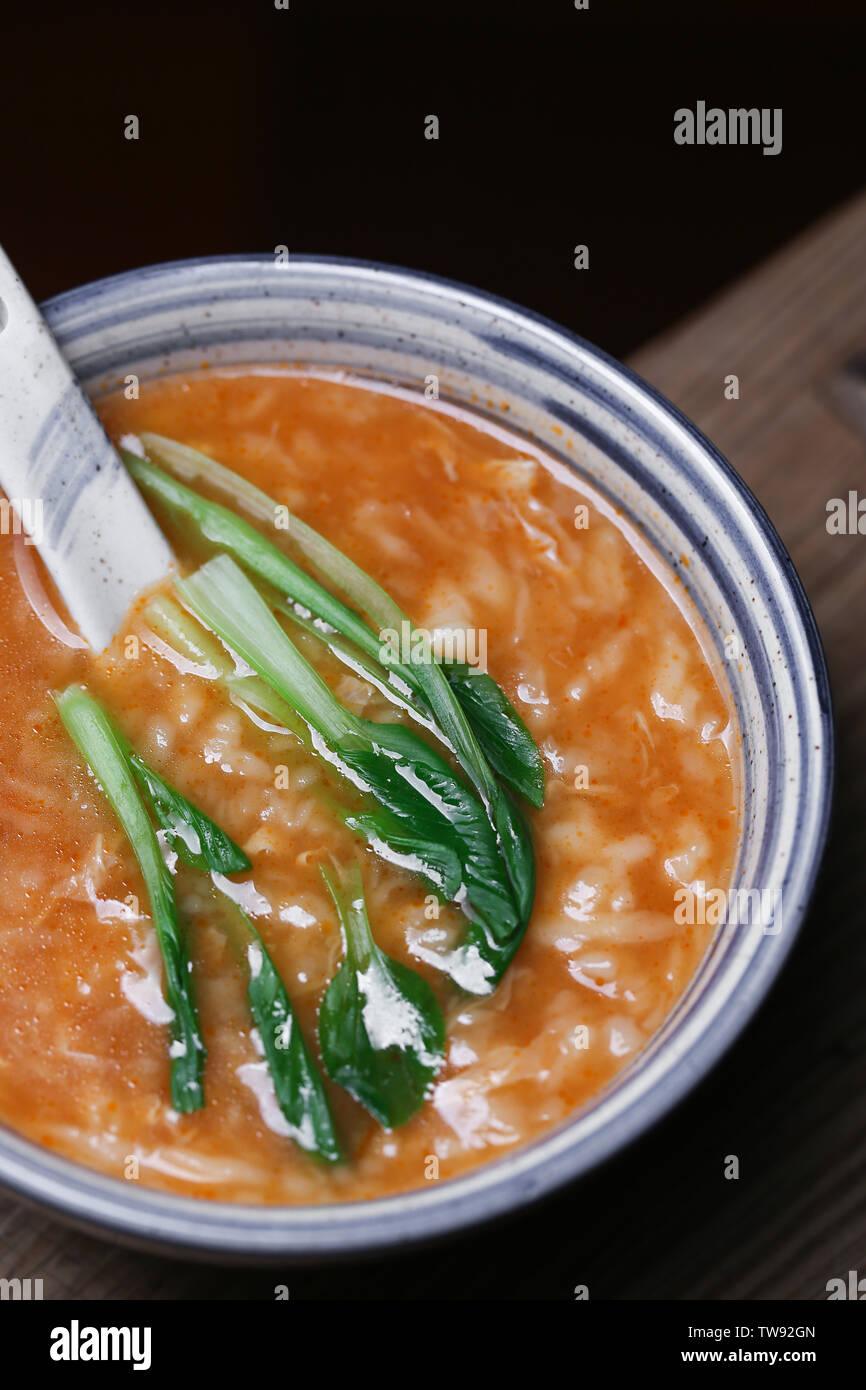 Traditional Chinese snack tomato lumpy soup Stock Photo - Alamy