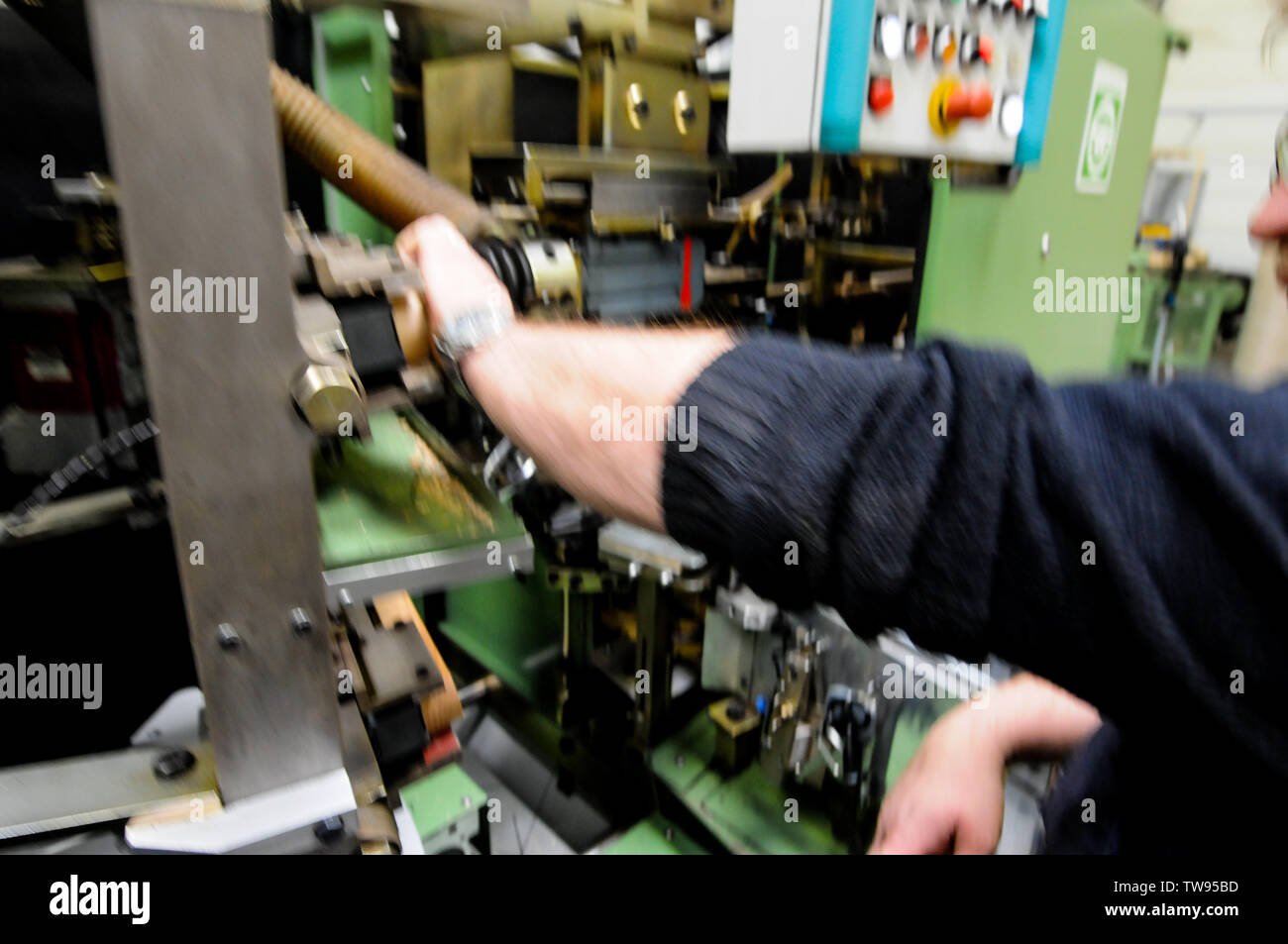 Gcat hi-res stock photography and images - Alamy