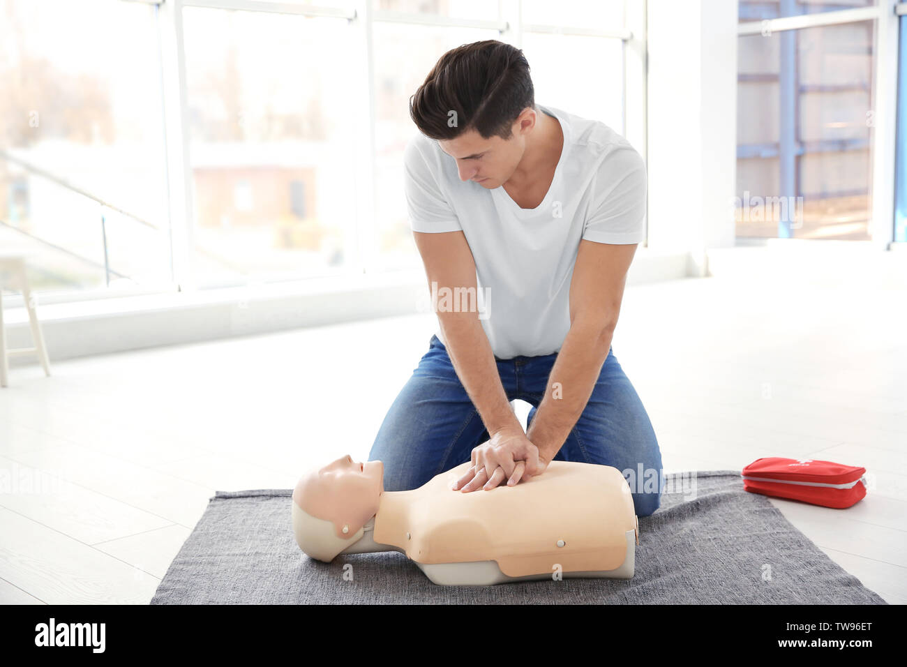 First aid rescue room hi-res stock photography and images - Alamy