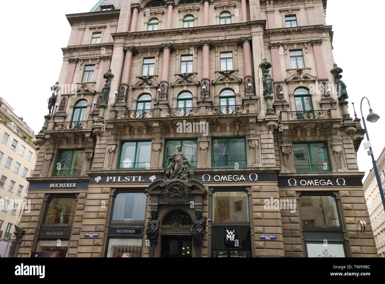 Medieval architecture in Vienna, Austria Stock Photo - Alamy
