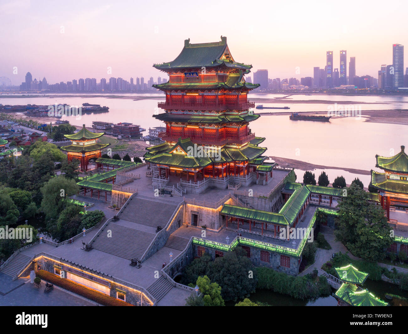 Teng wang pavilion hi-res stock photography and images - Alamy