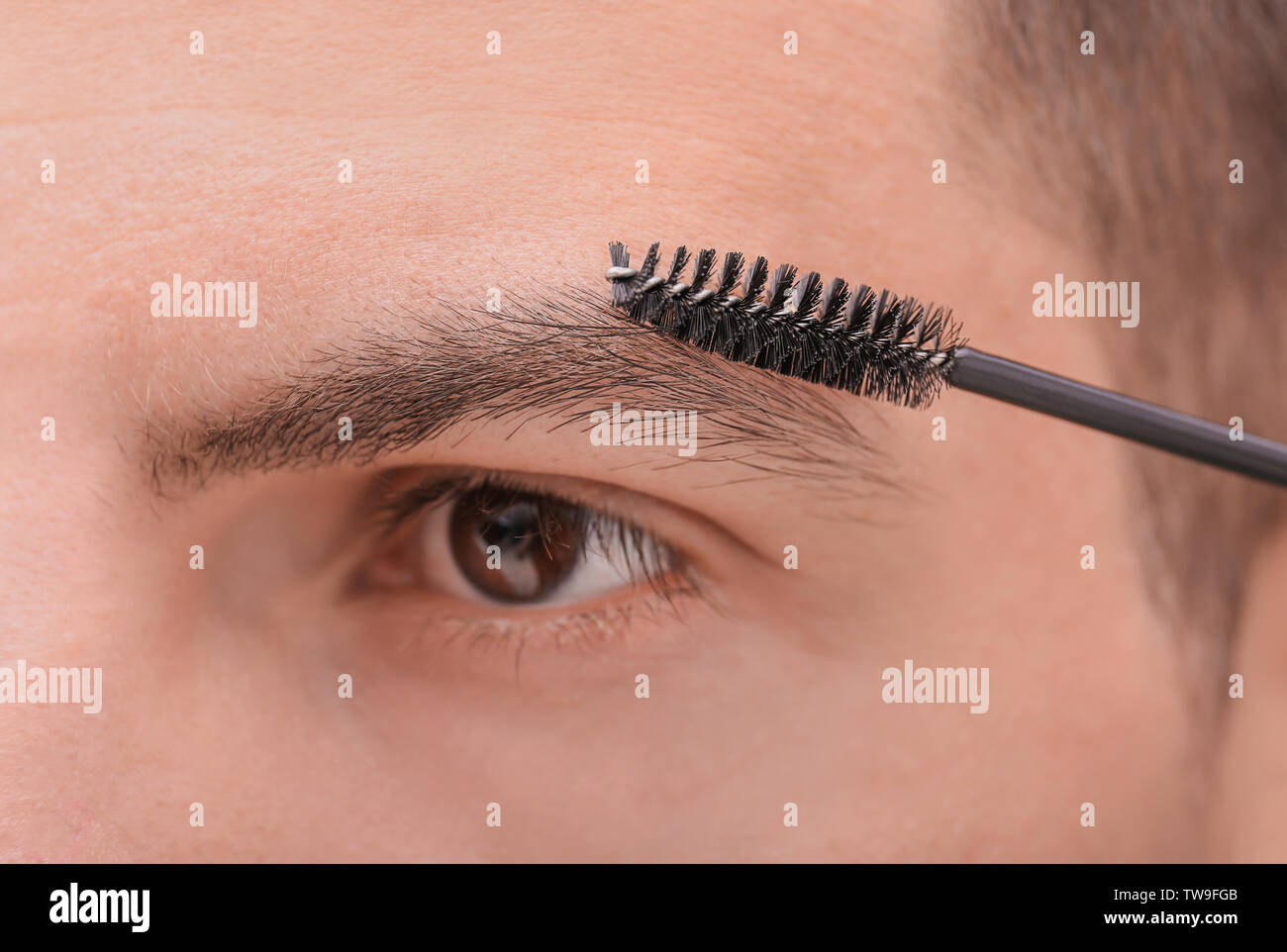 Trendy eyebrows hi-res stock photography and images - Alamy