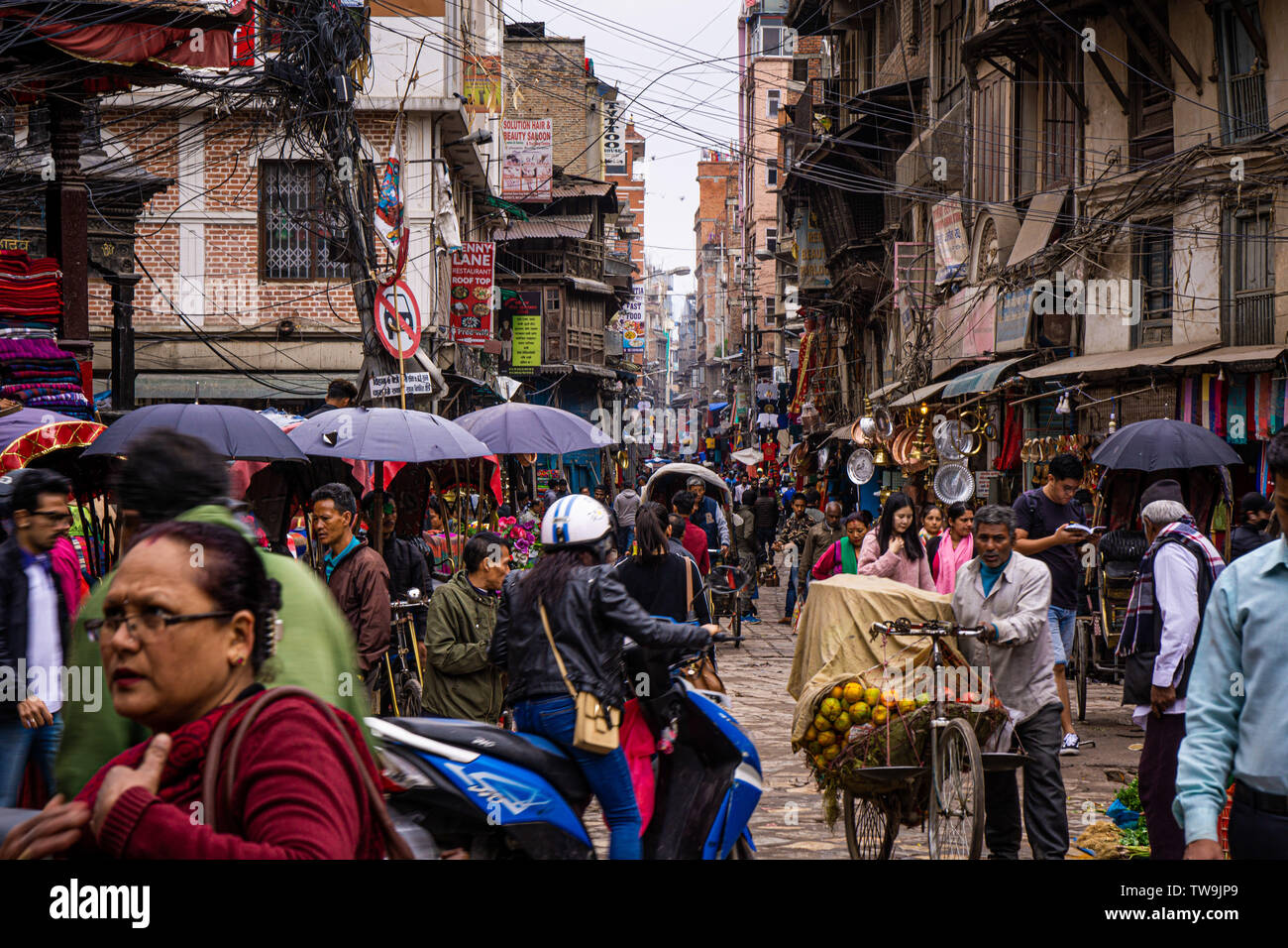 Old dusty street kathmandu hi-res stock photography and images - Alamy