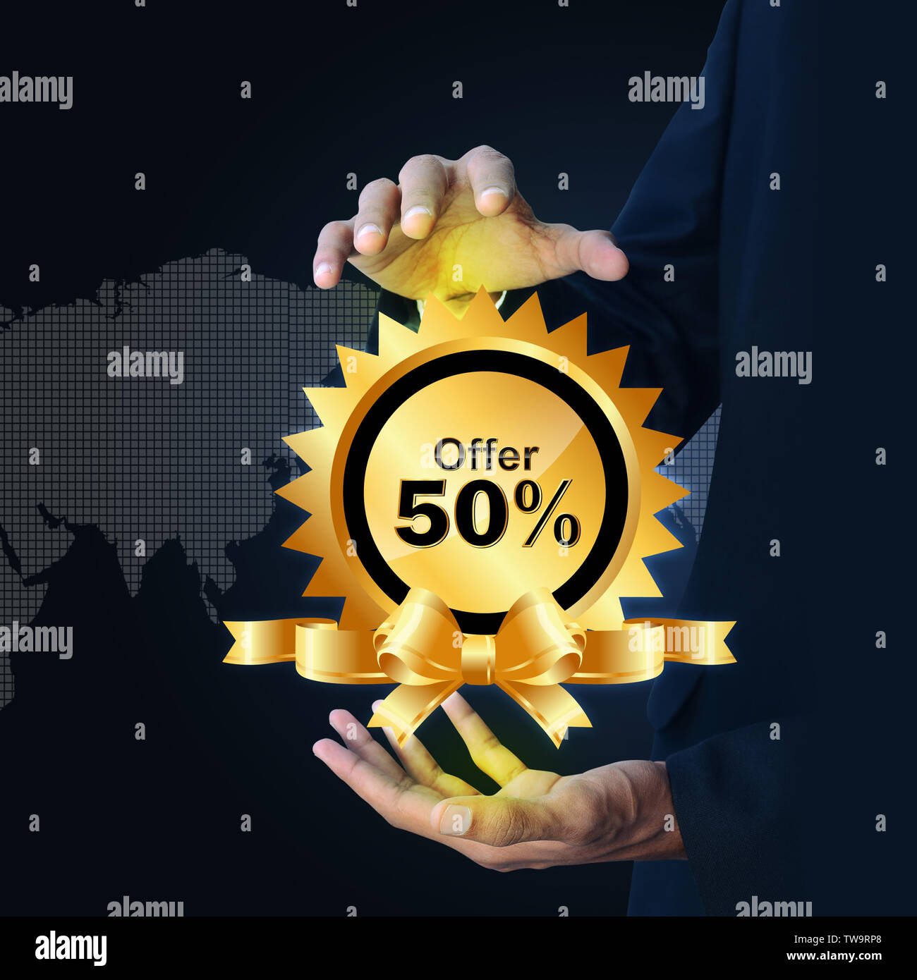 Smart hand showing discount tag Stock Photo - Alamy