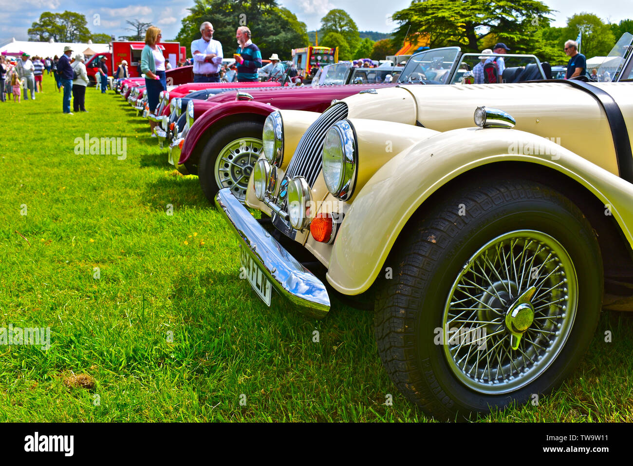 Hand built british sports cars hi-res stock photography and images - Alamy