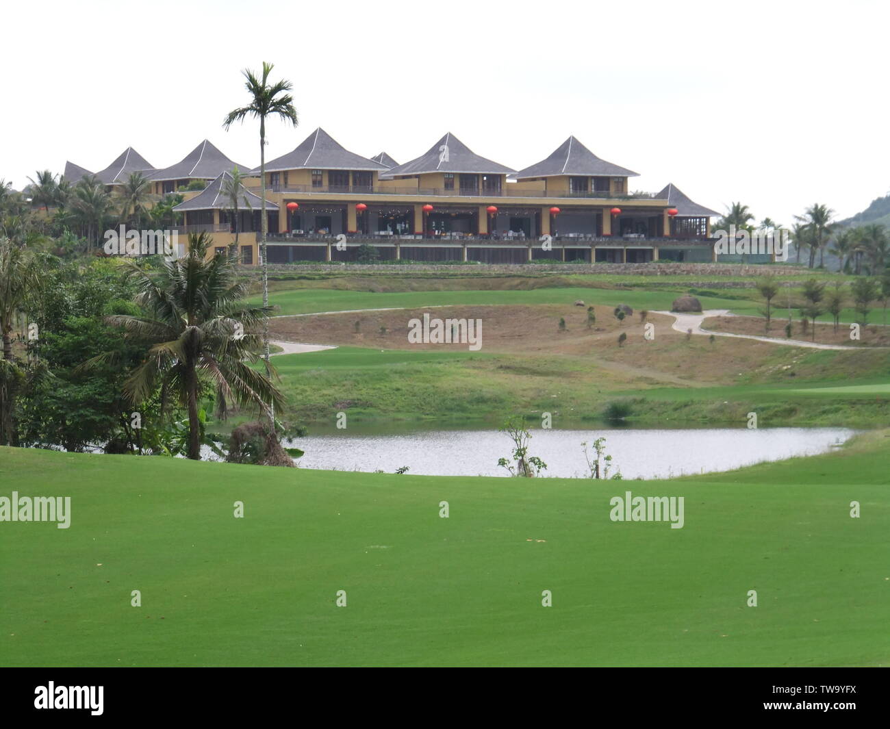 Hainan golf course hi-res stock photography and images - Alamy