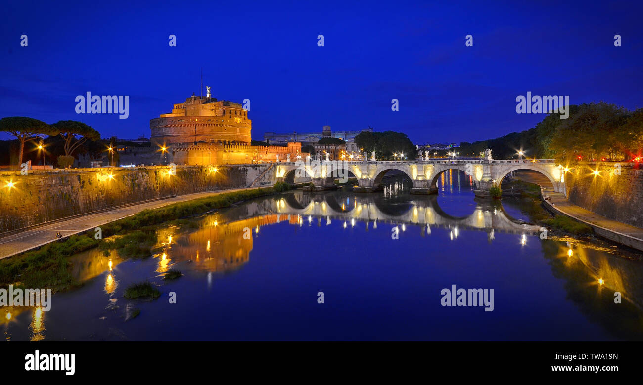 Angels castle rome sunset hi-res stock photography and images - Alamy
