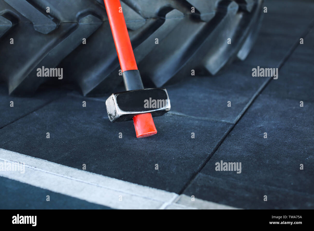 Heavy tire hammer training hi-res stock photography and images - Alamy