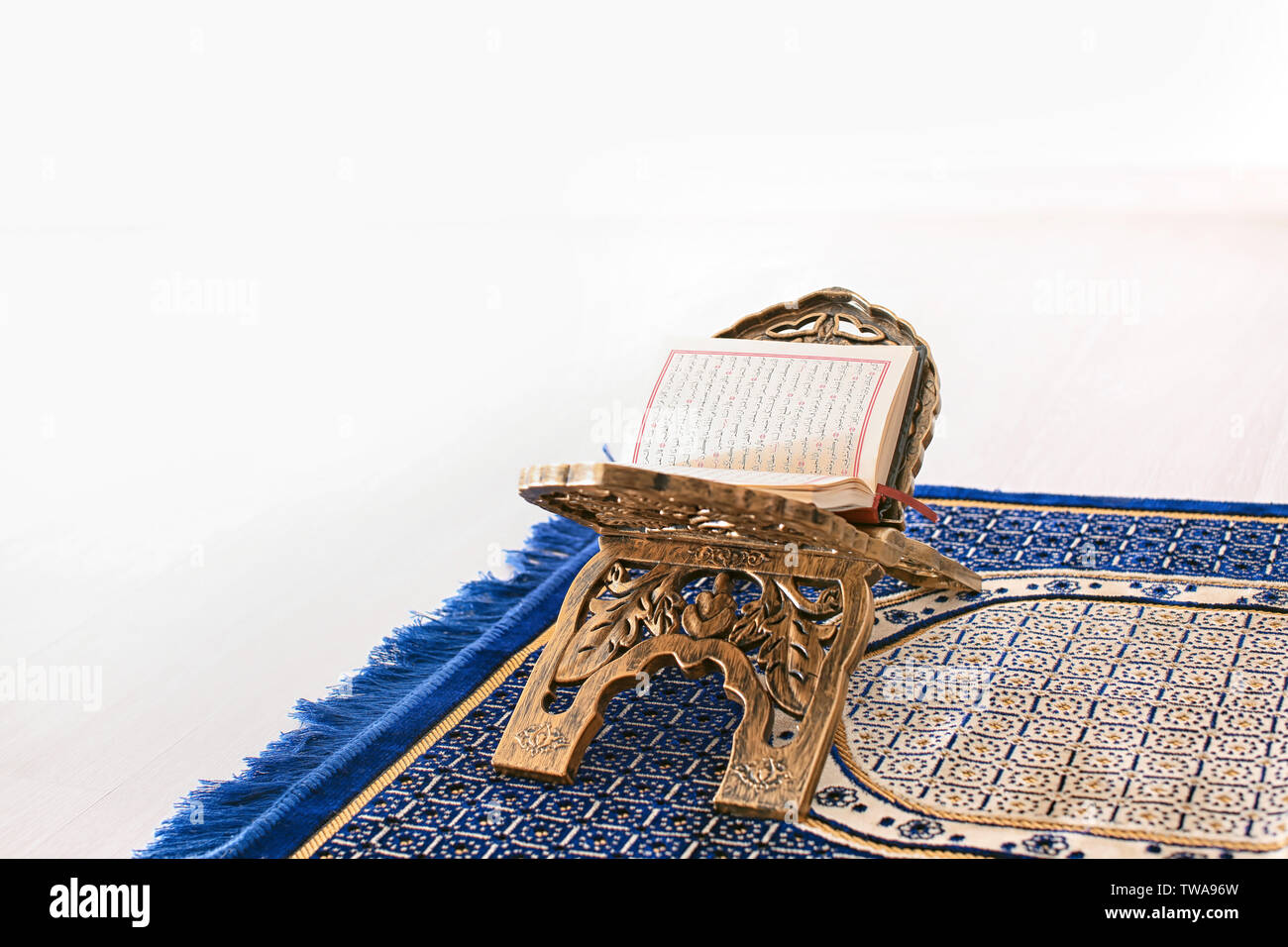 Quran open stand hi-res stock photography and images - Alamy