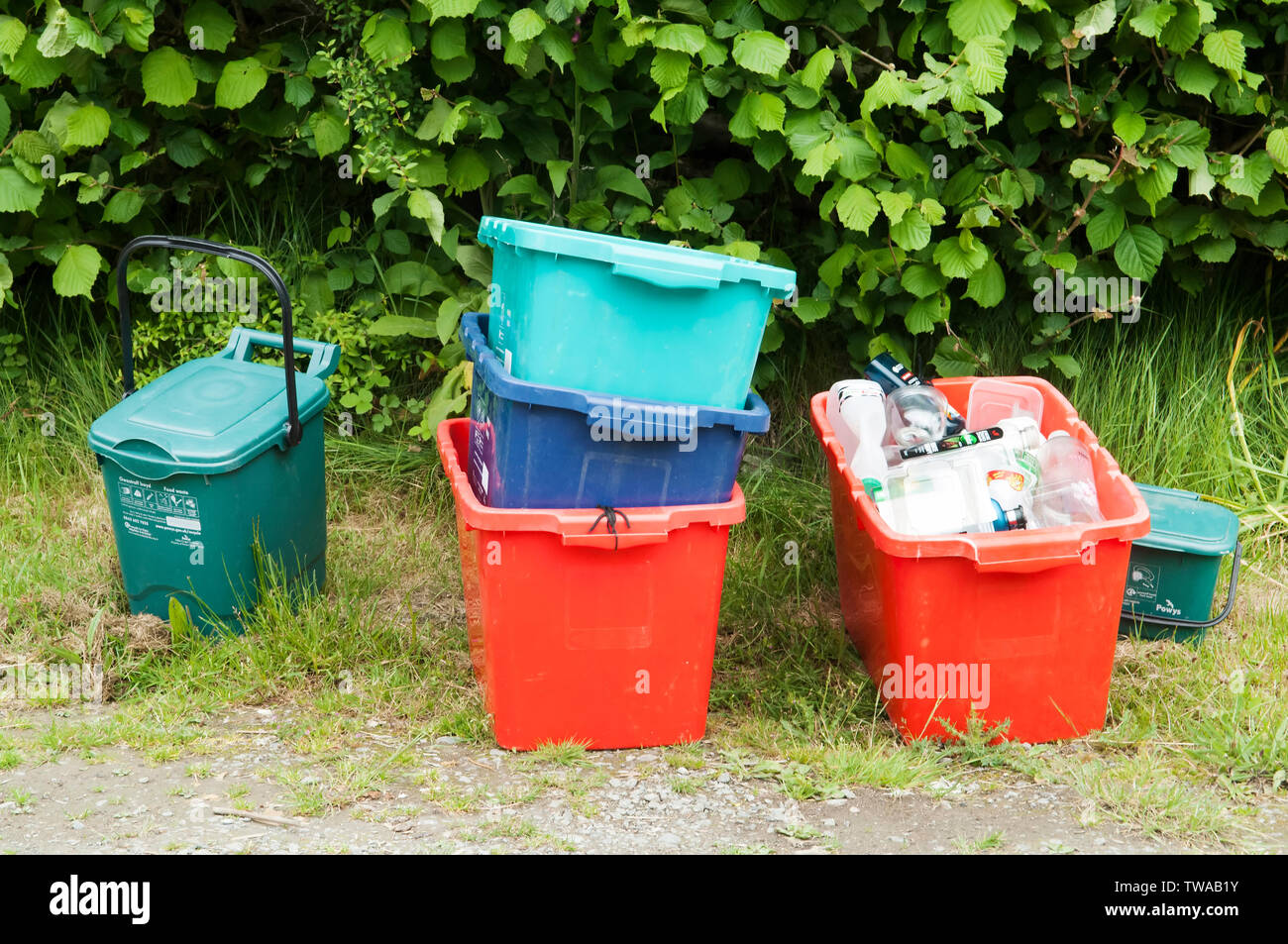 Plastic tubs for recycling hi-res stock photography and images - Alamy