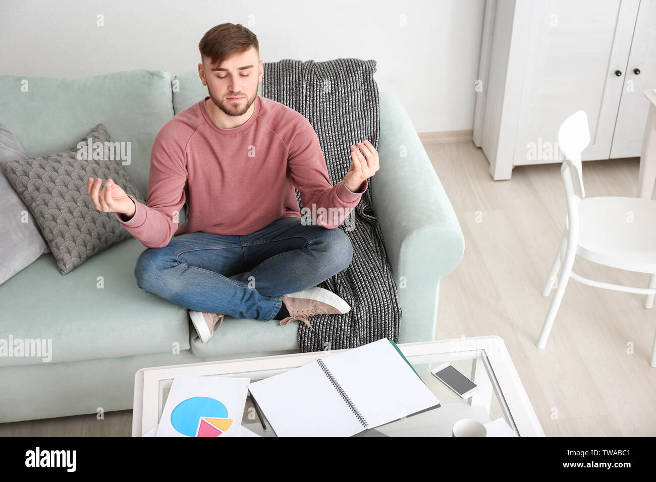 Posture management hi-res stock photography and images - Alamy