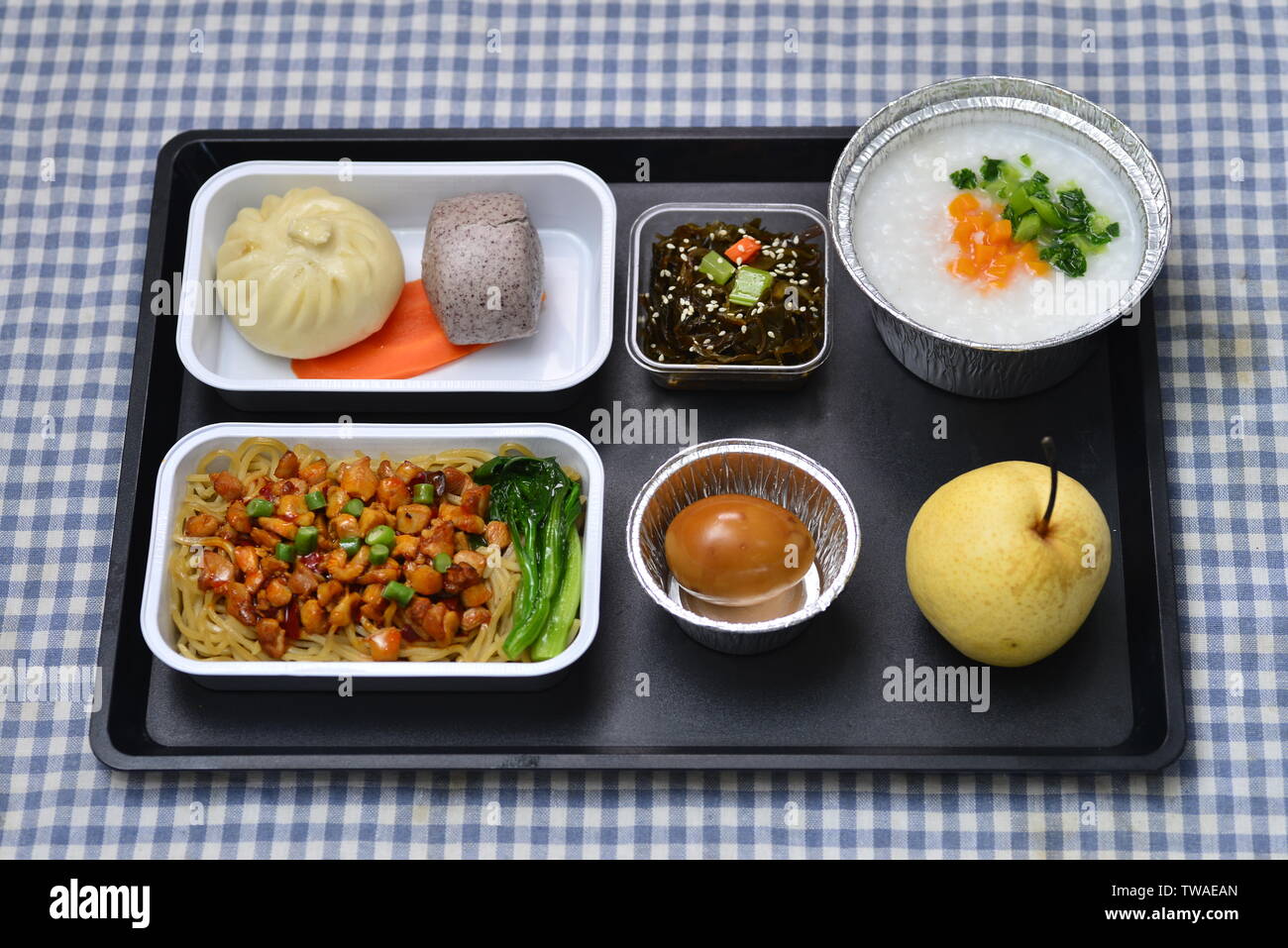 High speed rail meals hi-res stock photography and images - Alamy