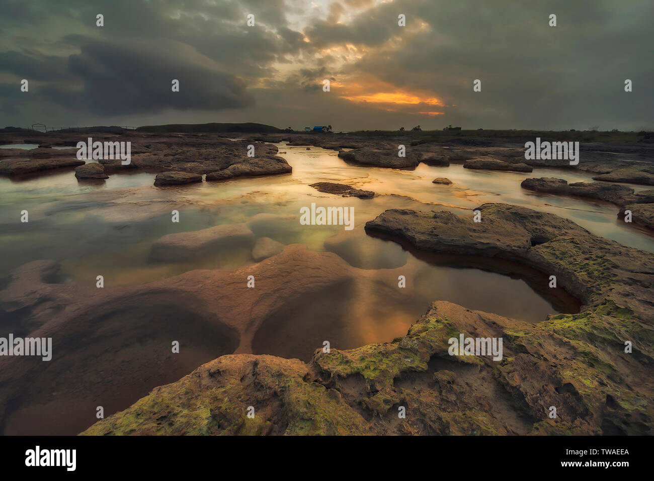Sunset at Sohra, Dainthlen falls, Meghalaya, India Stock Photo - Alamy