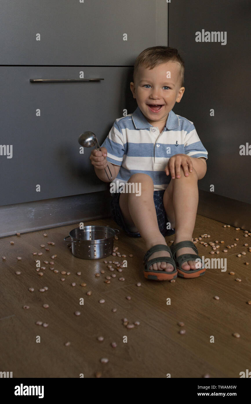 Boy dried hi-res stock photography and images - Alamy