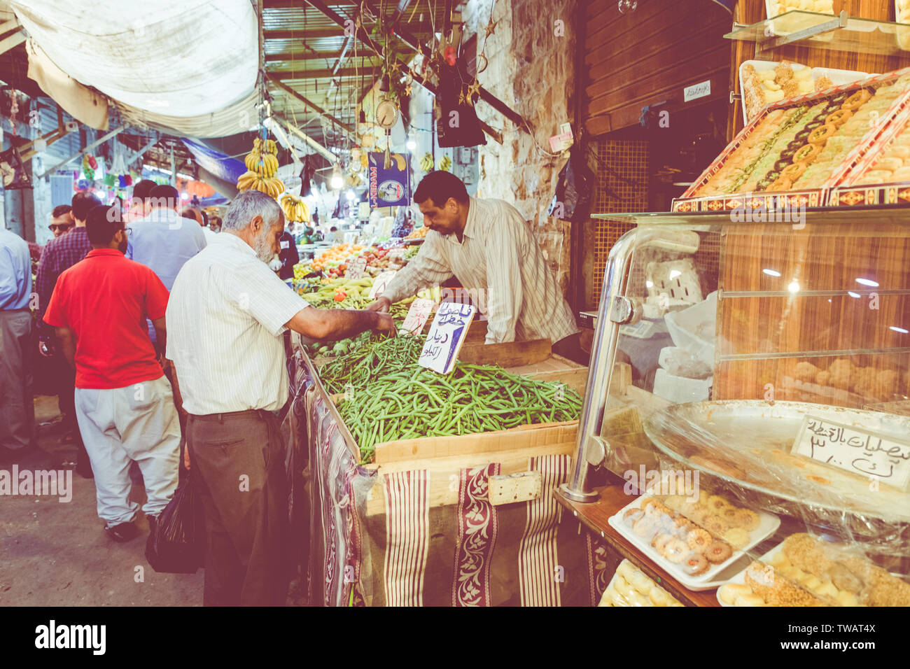 Food street in egypt 2019 hi-res stock photography and images - Alamy