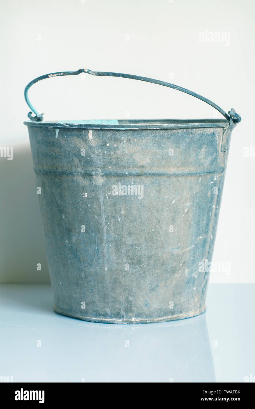 The Zinked Iron Grunge Bucket, Empty Galvanized Metal Bucket Stock ...