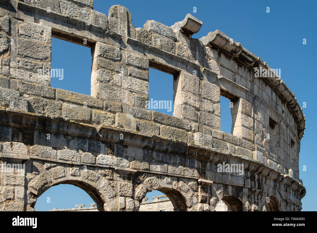 Roman Amphitheatre at Pula, Croatia Stock Photo - Alamy