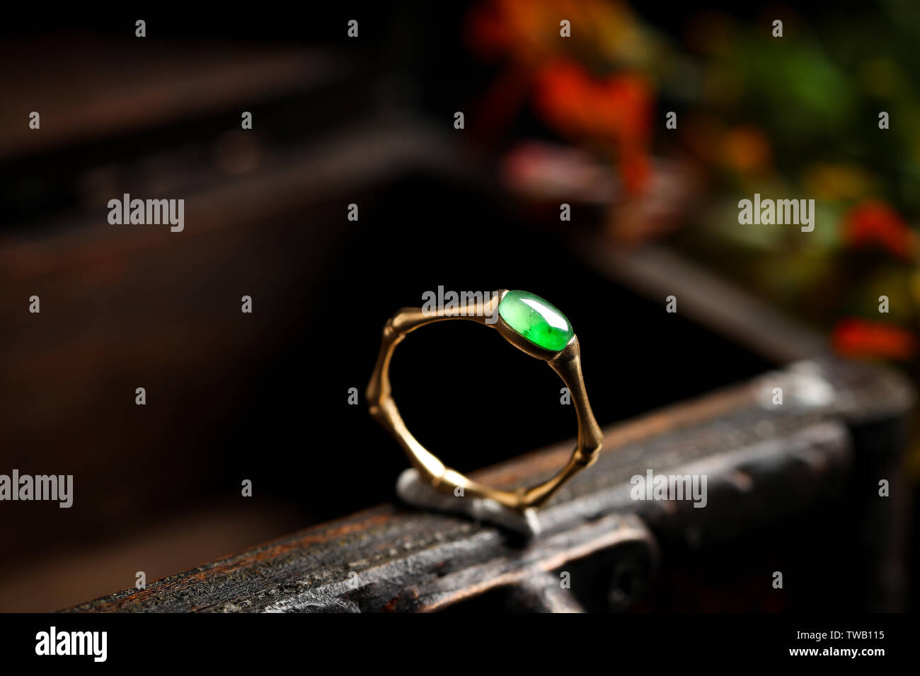 The emerald ring Stock Photo - Alamy