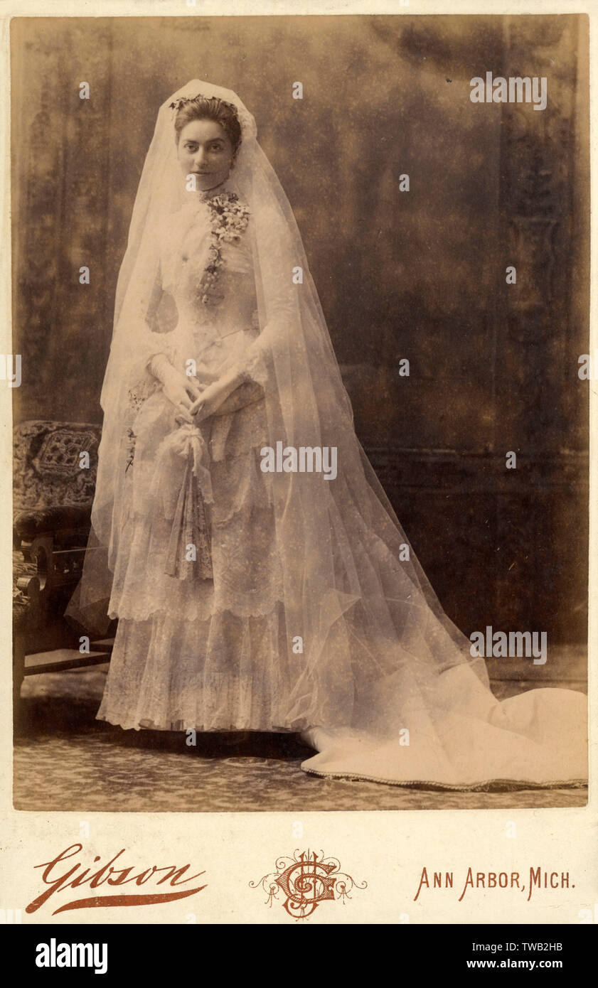 Isabel Sewall on her wedding day - Studio Portrait Stock Photo - Alamy